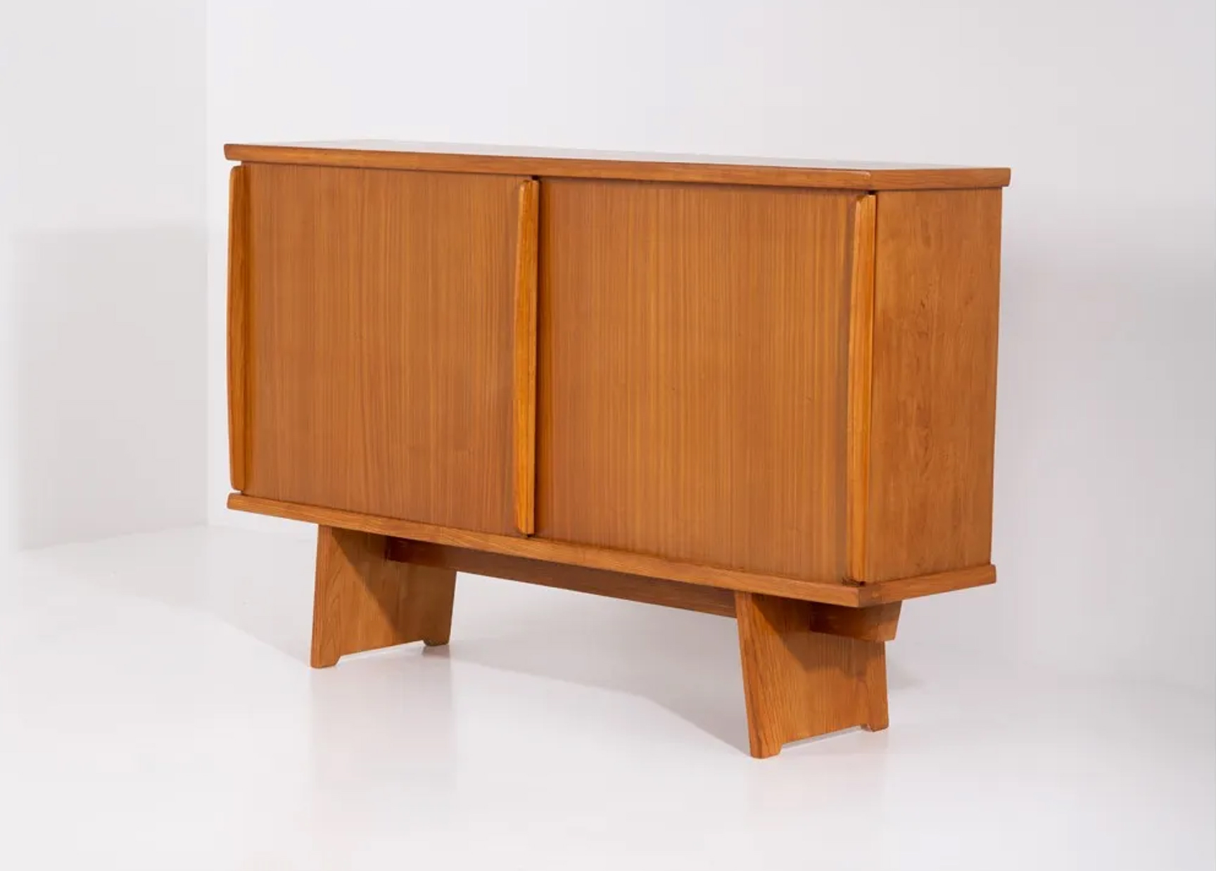 Estimation et Prix du Bahut BCB n°2 de Charlotte Perriand et Pierre ...